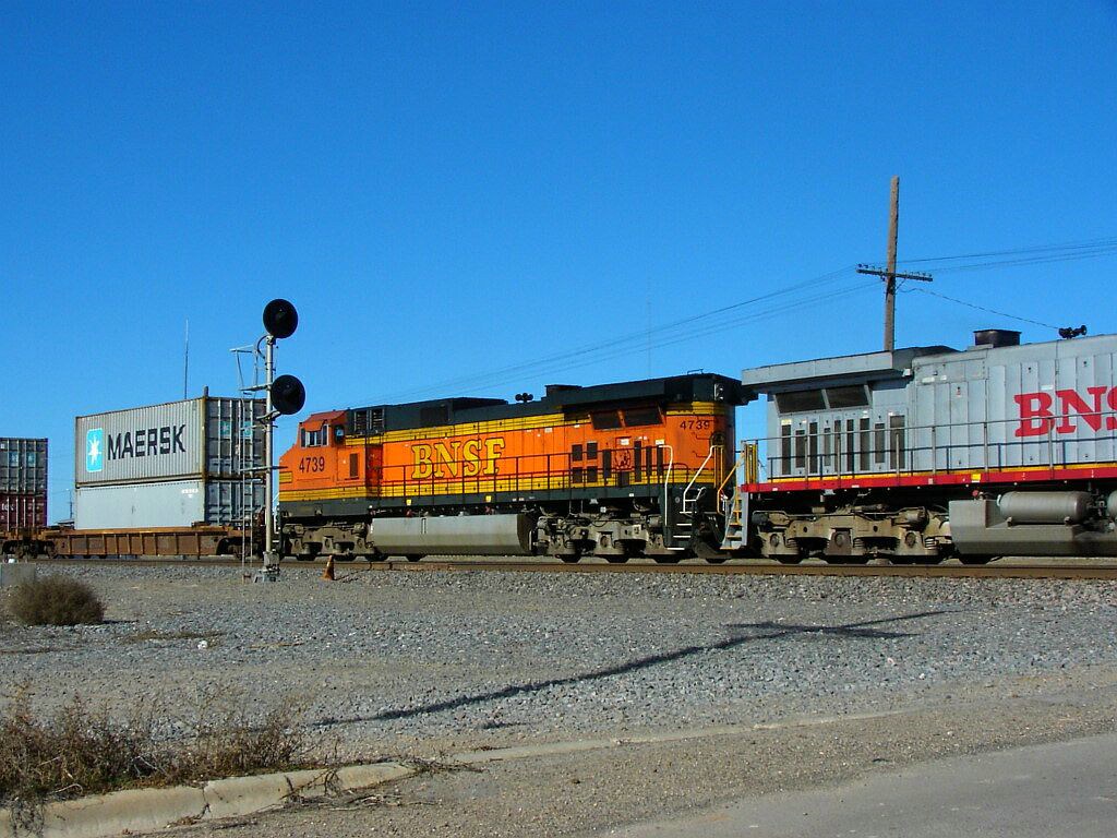BNSF 4739
